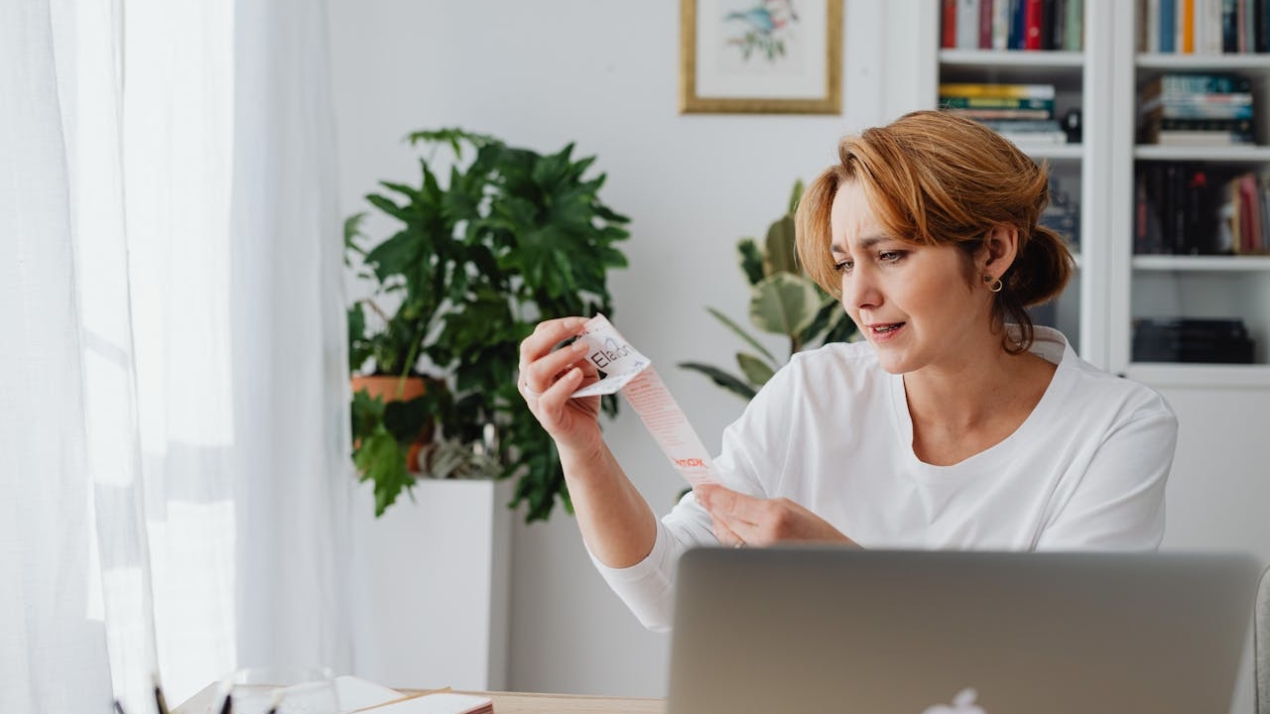 What are the allowable and disallowable expenses?